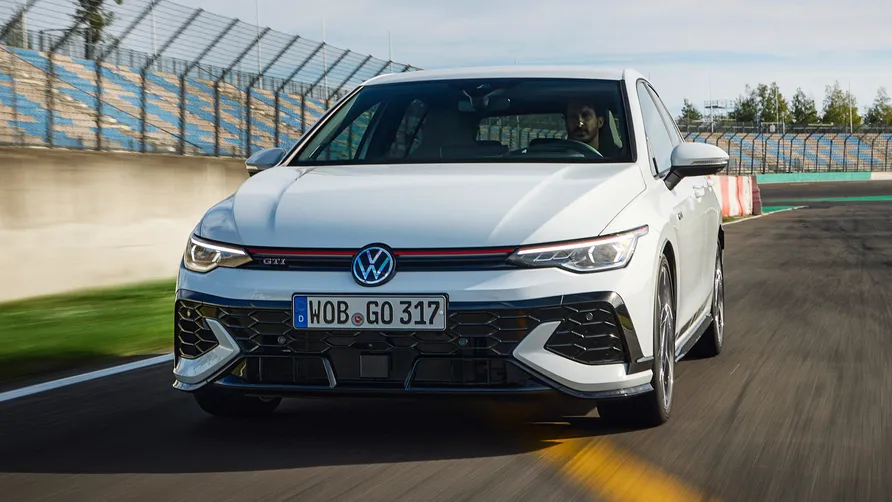 Volkswagen Golf GTI Clubsport Review: Is This the Ultimate Hot Golf ...