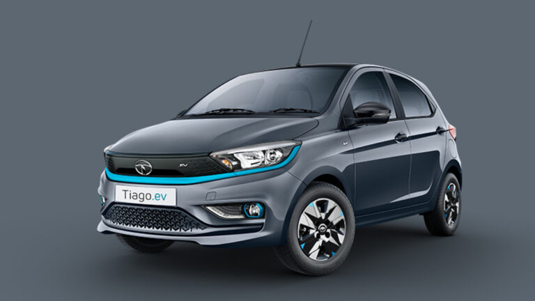 Tata Tiago EV New vs Old Comparison: Exterior, Features, Range & Prices ...
